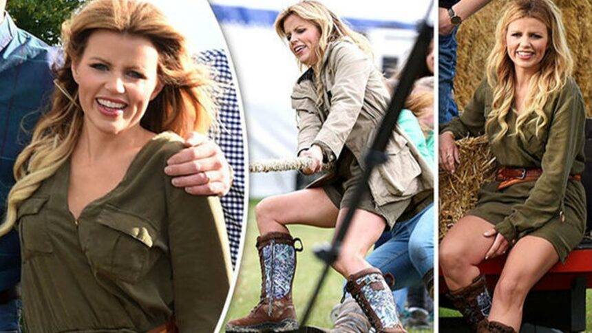 Ellie Harrison Hot Bikini Photos, Watch Ellie Harrison Legs and Feet ...