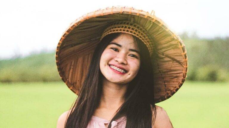 Kamangyan Viral Video Shampoo Scandal Reddit, Shampoo Issue Reddit ...