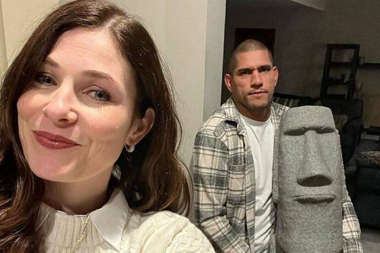 Who is Alex Pereira Wife? Alex Pereira Girlfriend Merle Pereira ...