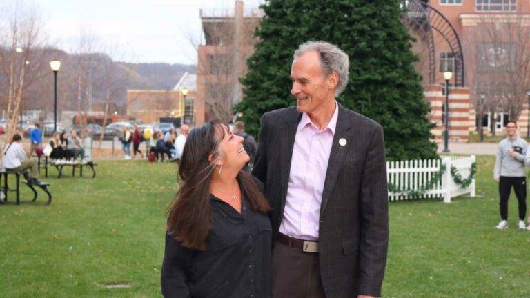 Joe Gow And His Wife Carmen Wilson la Crosse Fired, Joe Gow Uwl Fired ...