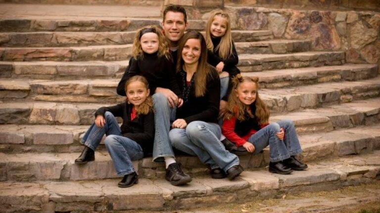 Meet Mindy Noce's Husband, Children, and Family - NAYAG Today