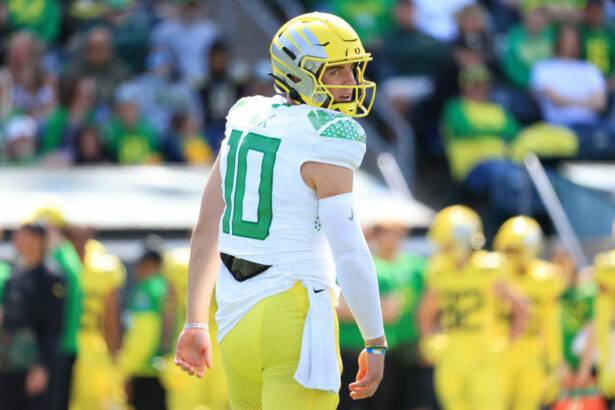 Oregon BO Nix: BO Nix And Tez Johnson Together, Is BO Nix Playing in the Bowl Game? - NAYAG Today