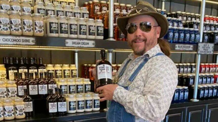 Who is Mike Cockrell on Moonshiners? Mike and Jerry on Moonshiners ...