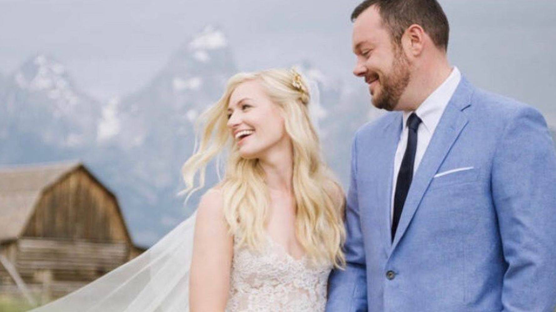 Is Beth Behrs Married? Meet Beth Behrs's Husband and Children Readinfos