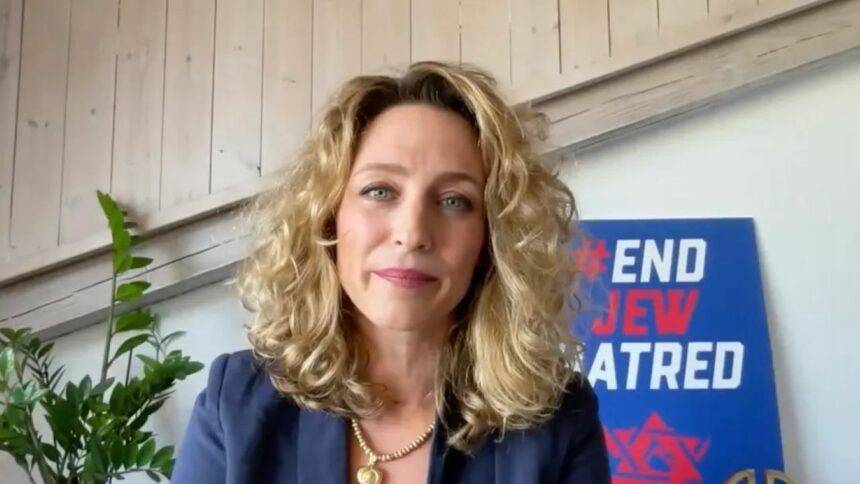 Who is Brooke Goldstein? Brooke Goldstein Age, Height, Instagram, Wiki ...