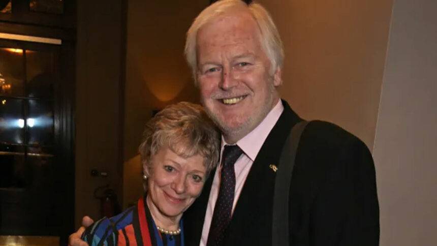 Ian Lavender Wife: Who Was Ian Lavender Married To? Know Ian Lavender's ...