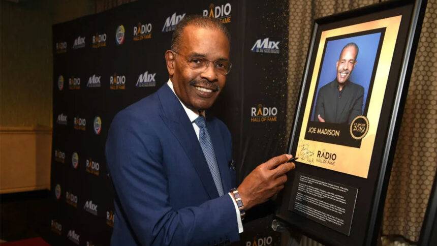 Joe Madison Obituary: Well Known American Talk Show Host Joe Madison ...
