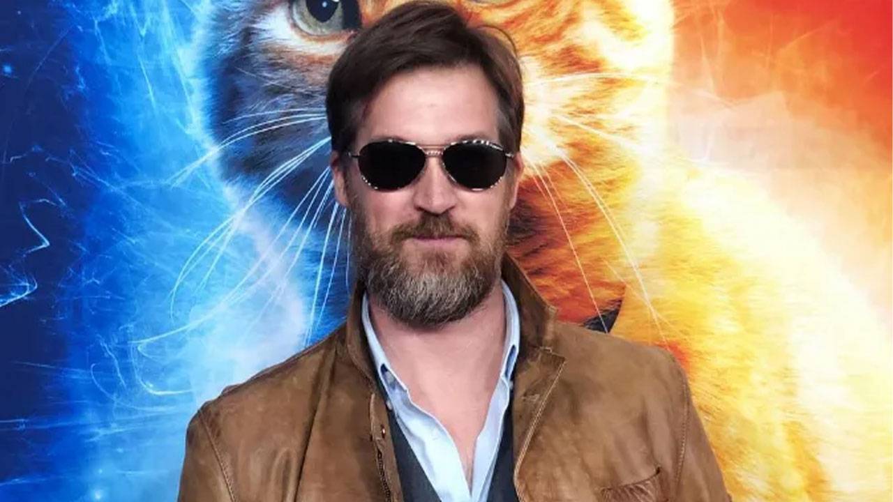 Kenneth Mitchell Net Worth 2025: How Much Was Kenneth Mitchell's Wealth ...